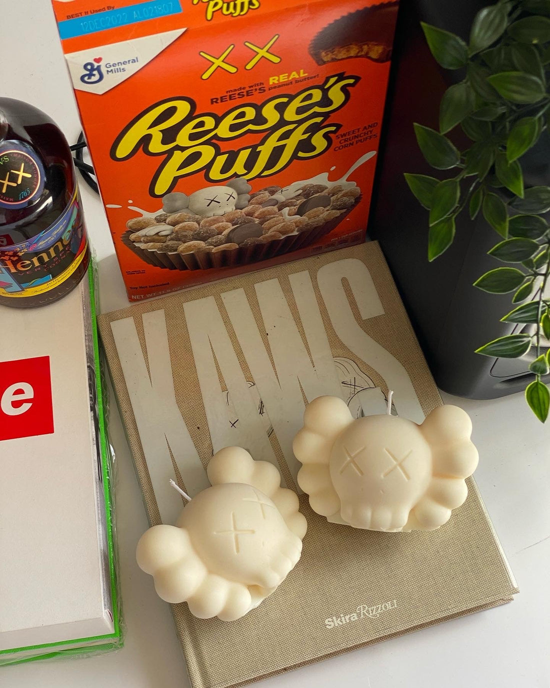 Kaws Big Head Inspired Candle – Hype Home Studios